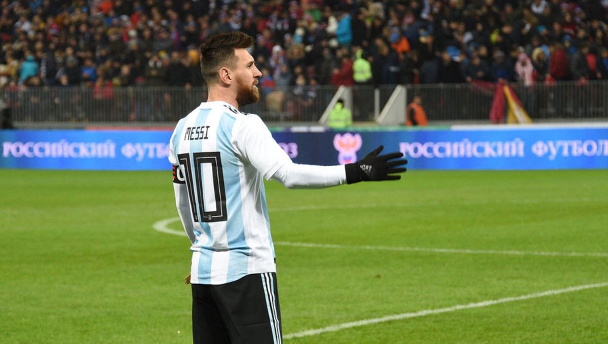 'Be a Warrior!' Lionel Messi Receives Pre-World Cup Pep Talk From TV ...