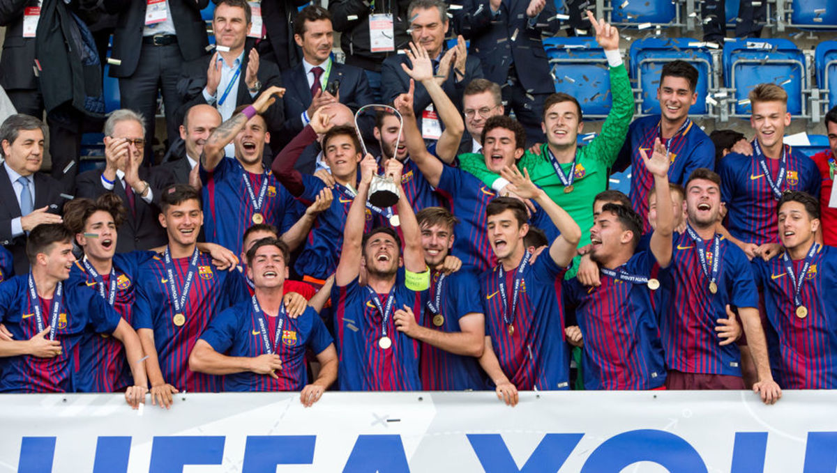 PROMESA | La perla de 17 años del Barcelona a la que ya busca su ...