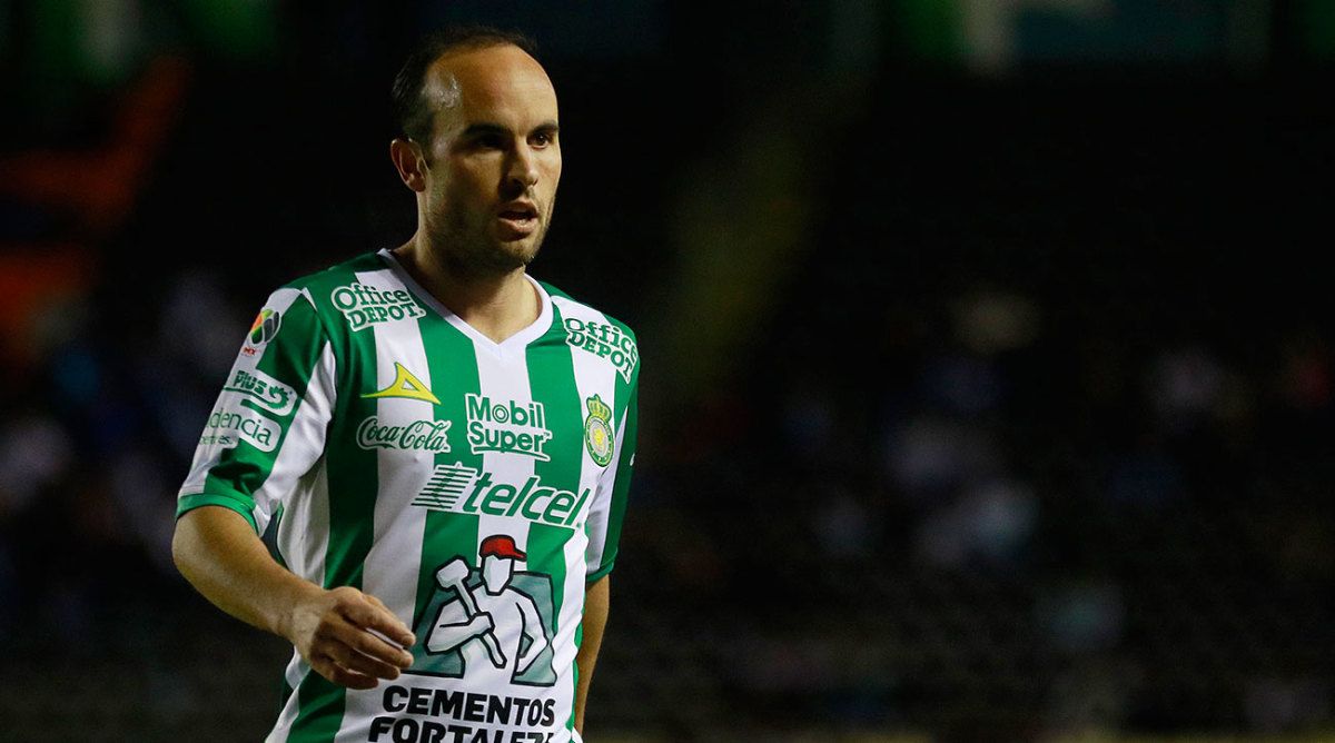 Landon Donovan scores for Leon against San Jose in friendly (video ...