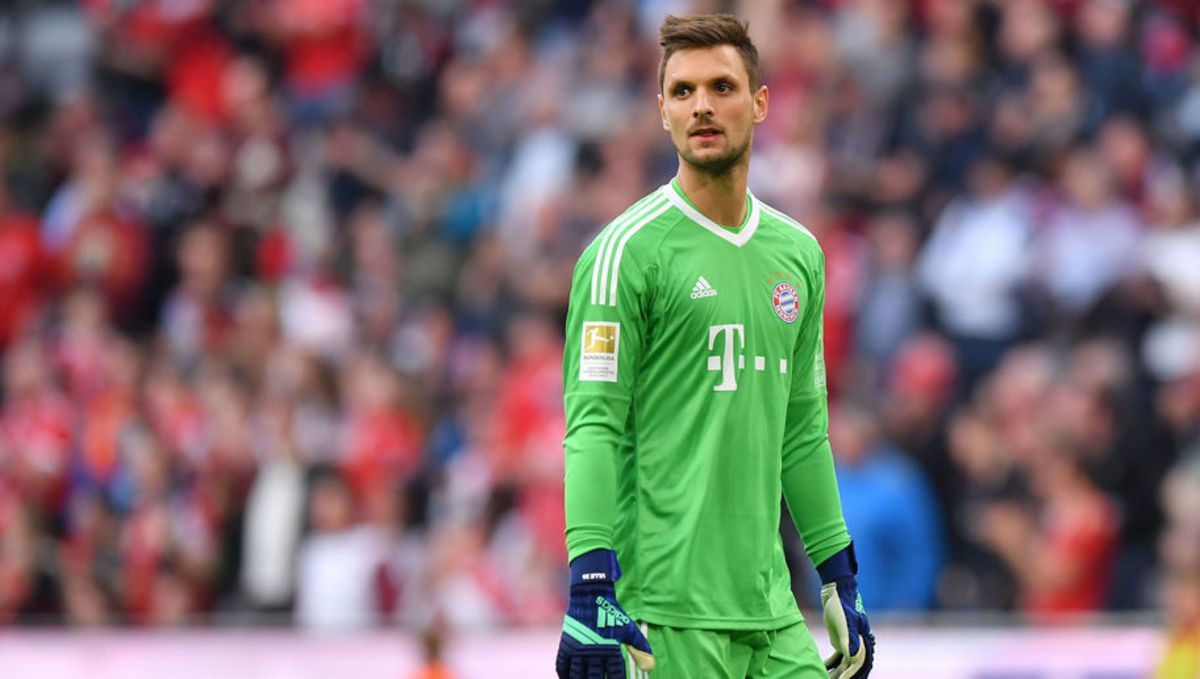 Bayern Goalkeeper Praises Coach for Showing 'Trust' & Admits Ancelotti ...