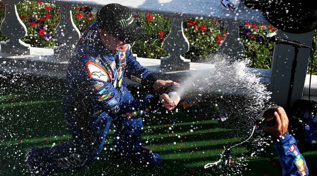 NASCAR: Kyle Busch ready to dominate playoffs - Sports Illustrated