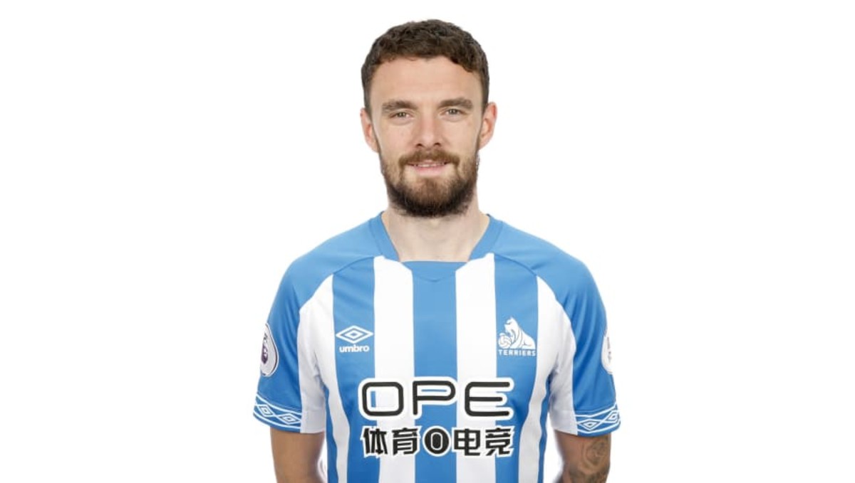 Derby Complete Signing of Huddersfield Midfielder Scott Malone on Three ...