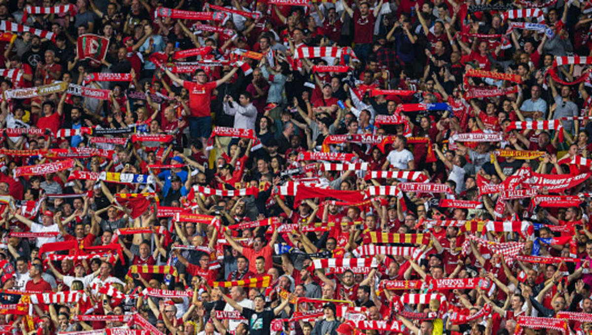 Liverpool Fans Blow Up Twitter as Klopp's Latest Transfer Target Lights ...