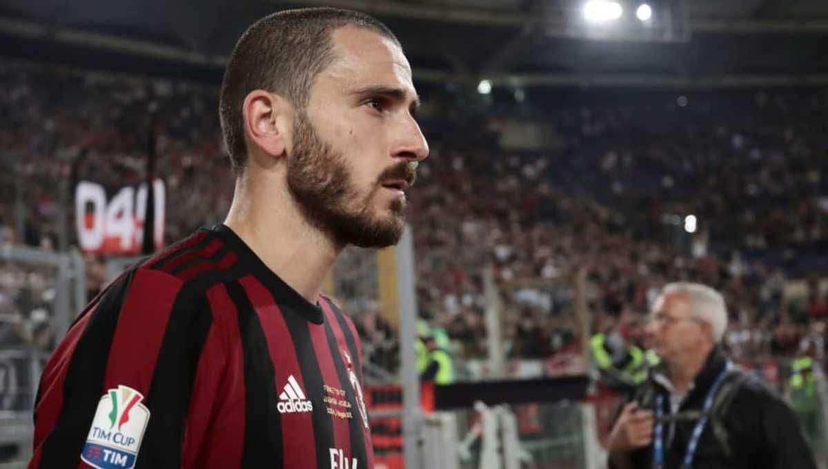 Leonardo Bonucci: Man United interested in AC Milan center back - Sports Illustrated