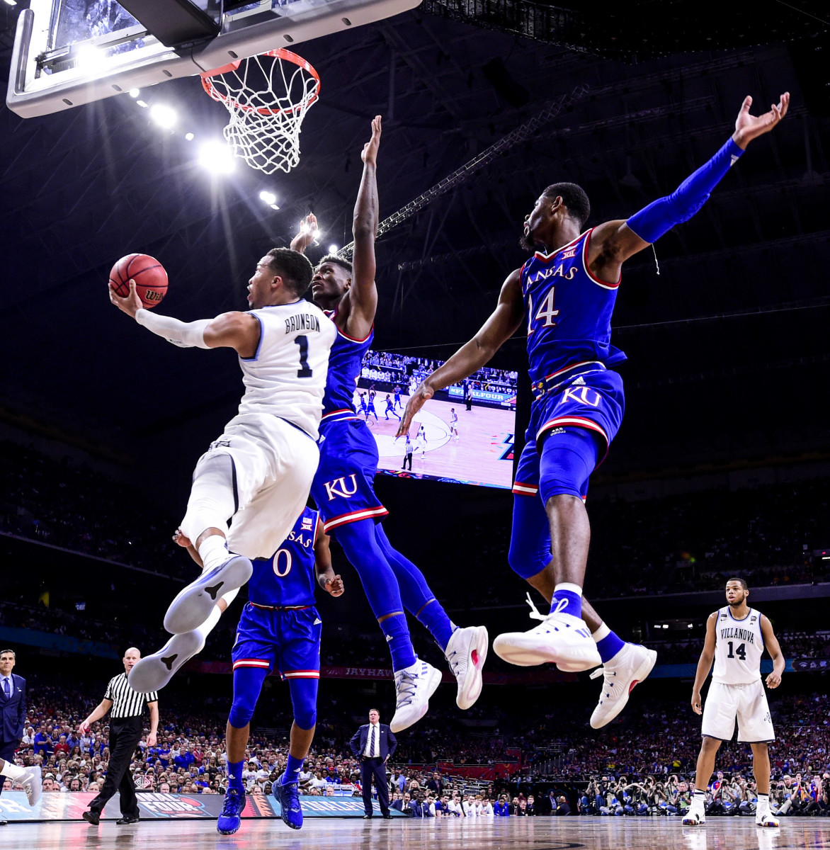 Best Photos from Villanova vs. Kansas Final Four - Sports Illustrated