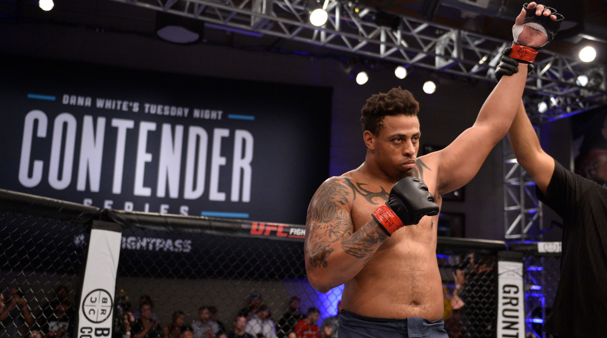 Greg Hardy to make UFC debut fight vs. Allen Crowder January 19 ...