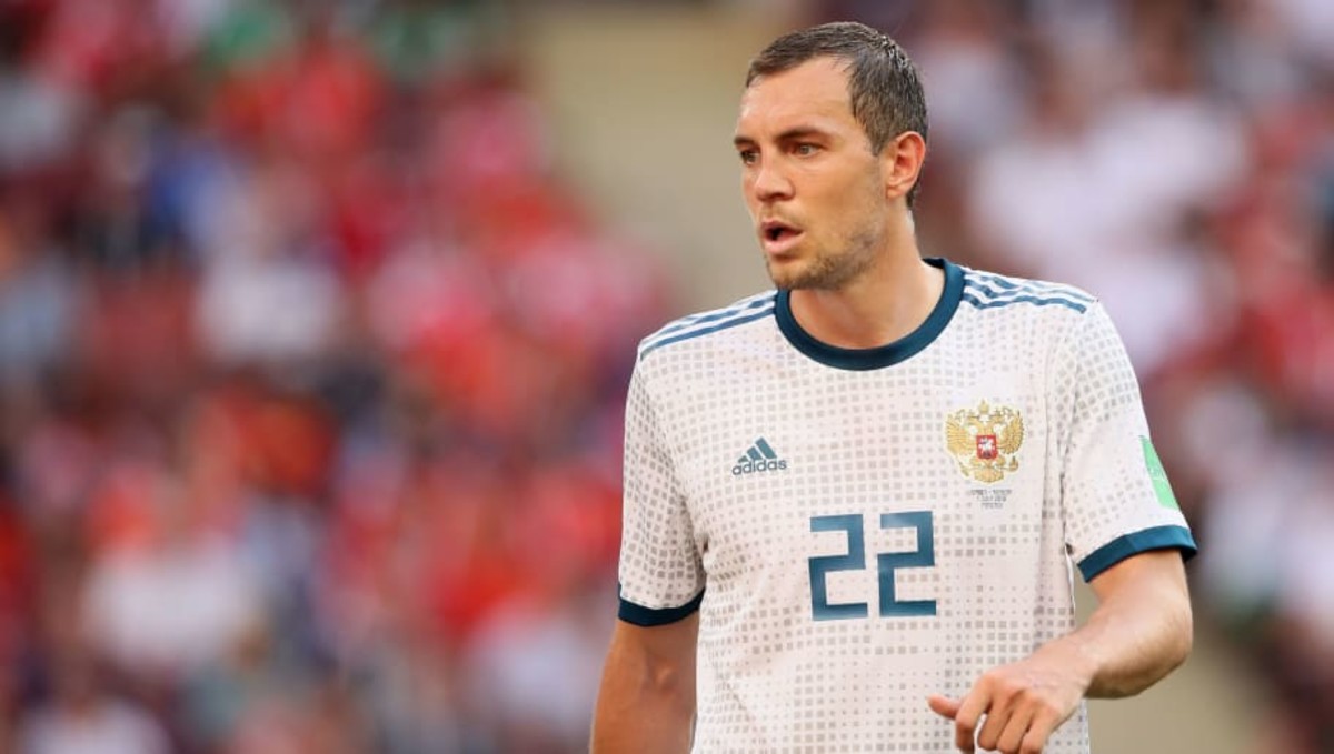 Surprise World Cup Stars: Artem Dzyuba – The Russian Peter Crouch With ...