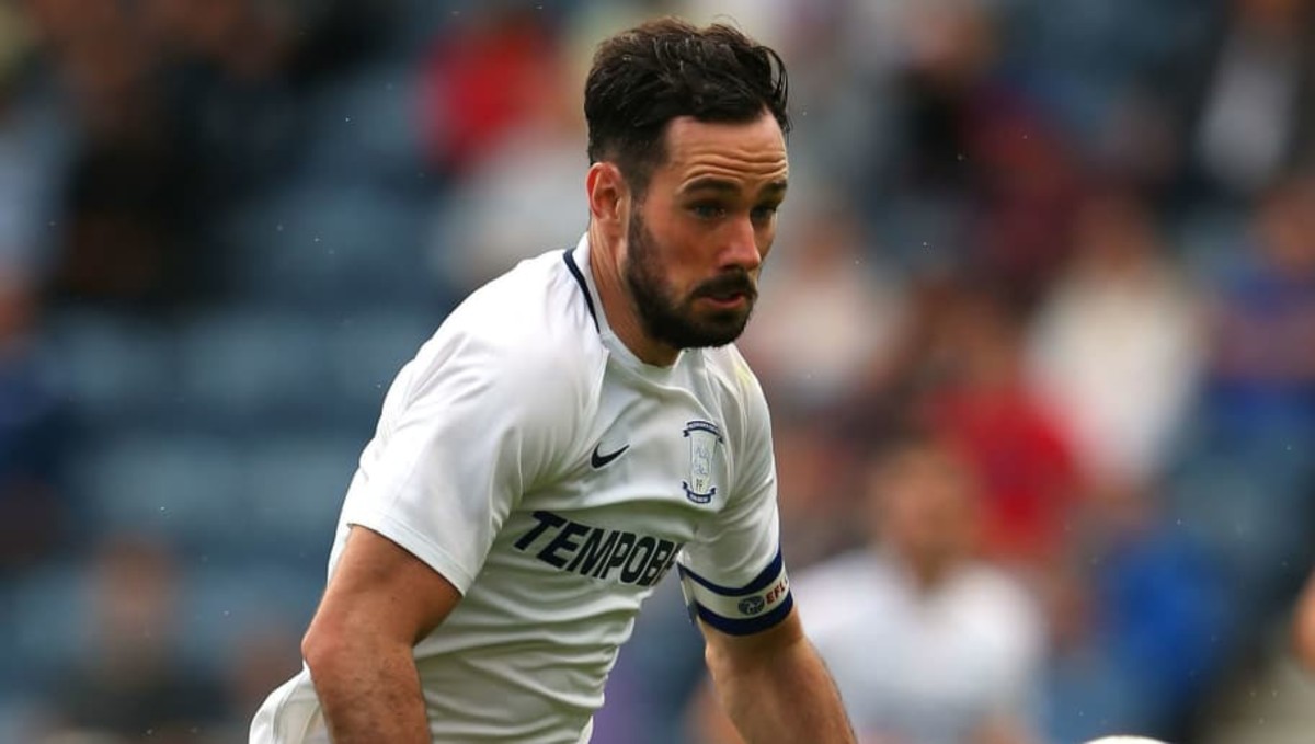 Cardiff Announce Second Signing This Week as Greg Cunningham Joins Club ...