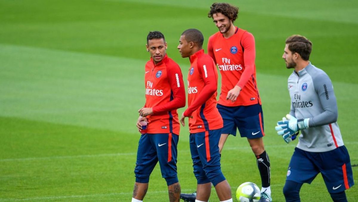 PSG Keeper Kevin Trapp Defends 'Leader' Neymar From 'Arrogant' Claims ...