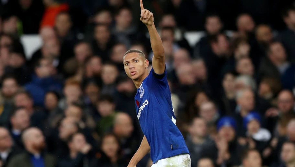 Richarlison Vows to Give His All for Everton Regardless of His Position ...