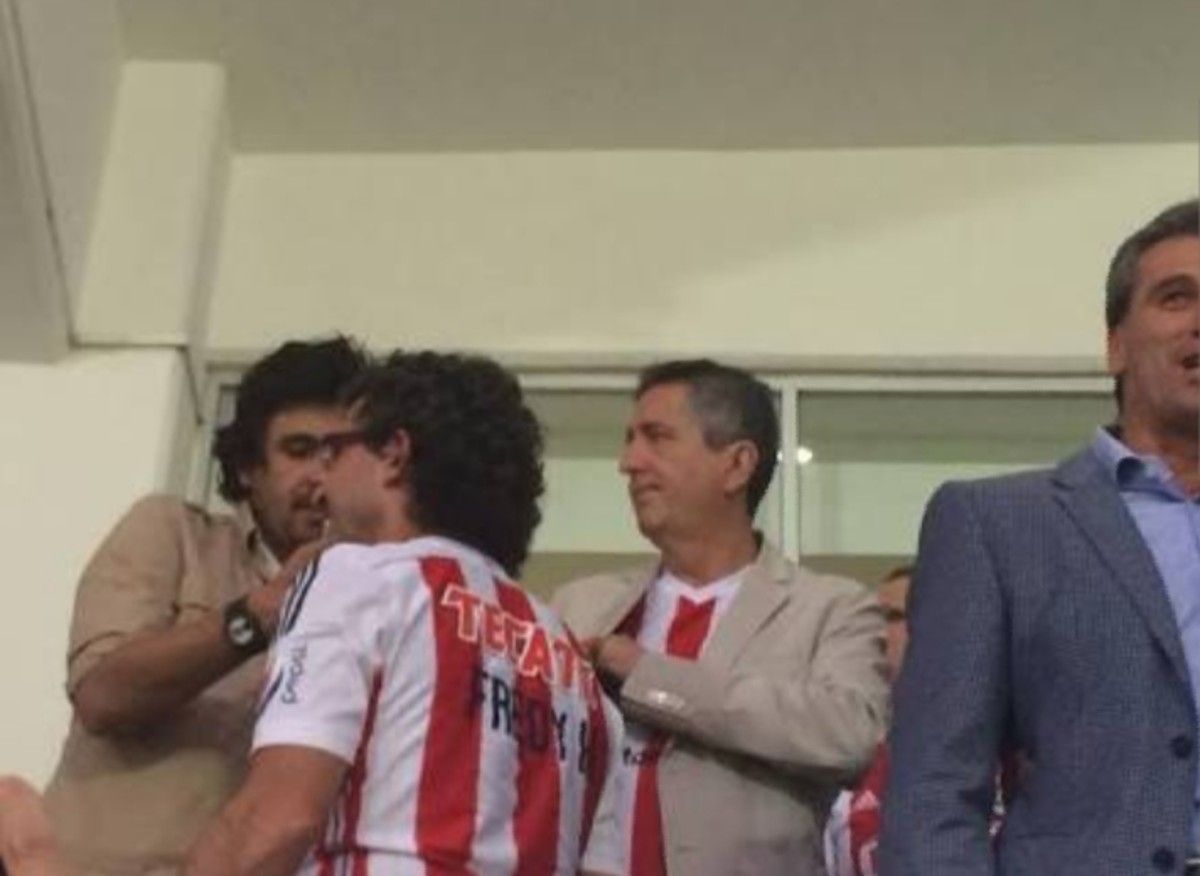La polémica condición de Fredy Hilfon, el empresario que quiere ...