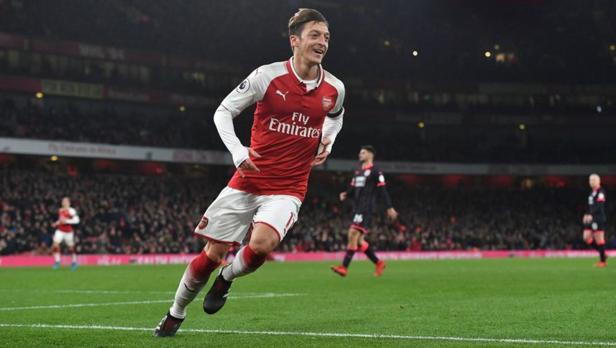 Arsenal Star Tweets Heartfelt Message After Couple in India Name Newly ...