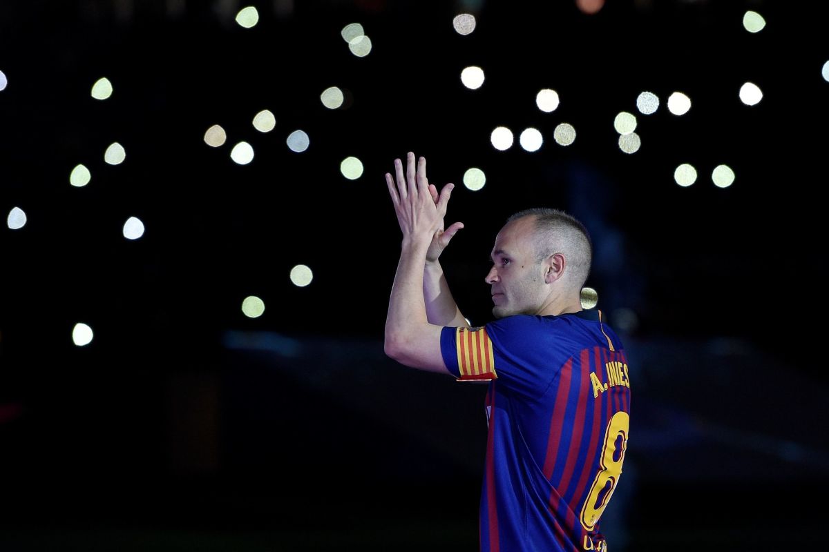 Andres Iniesta Lifts Lid on Famous Final Moments Alone on Camp Nou Turf ...