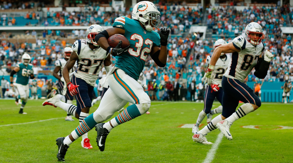 Dolphins lateral touchdown vs Patriots video: Kenyan Drake scores ...