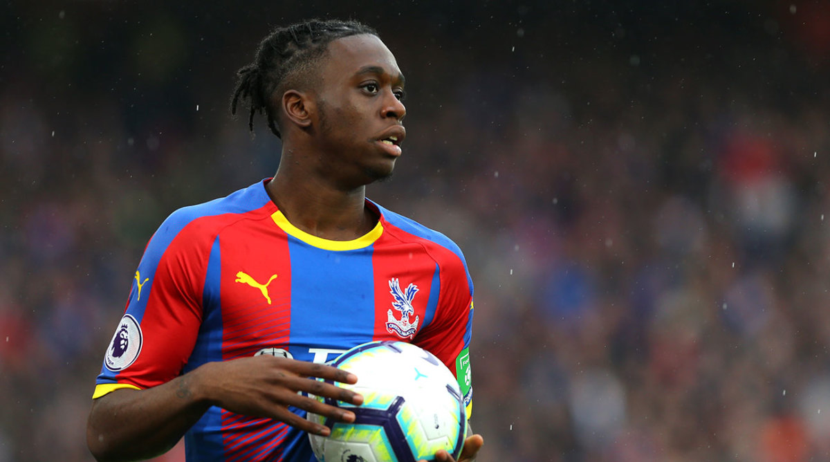 Crystal Palace's Wan-Bissaka hit by bottle vs. Newcastle - Sports ...