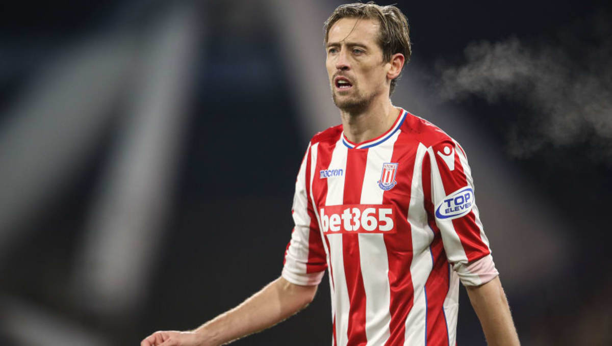 Report Provides Peter Crouch Update as Burnley Look to Sign Striker in ...