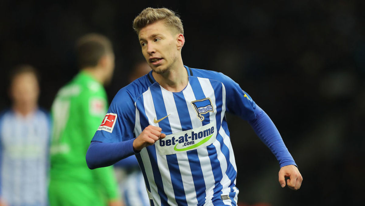 Mitchell Weiser: Hertha BSC star to spurn Leverkusen for Dortmund ...