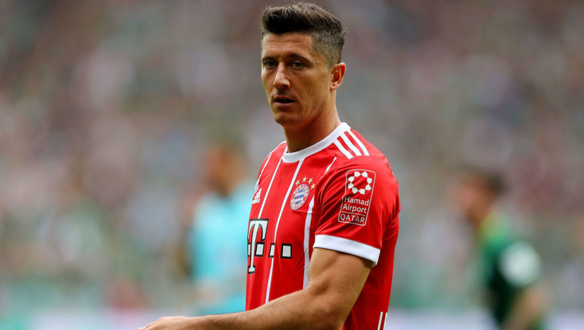 Bayern Munich Striker 'Overwhelmingly Voted' as Hinrunde Star By ...