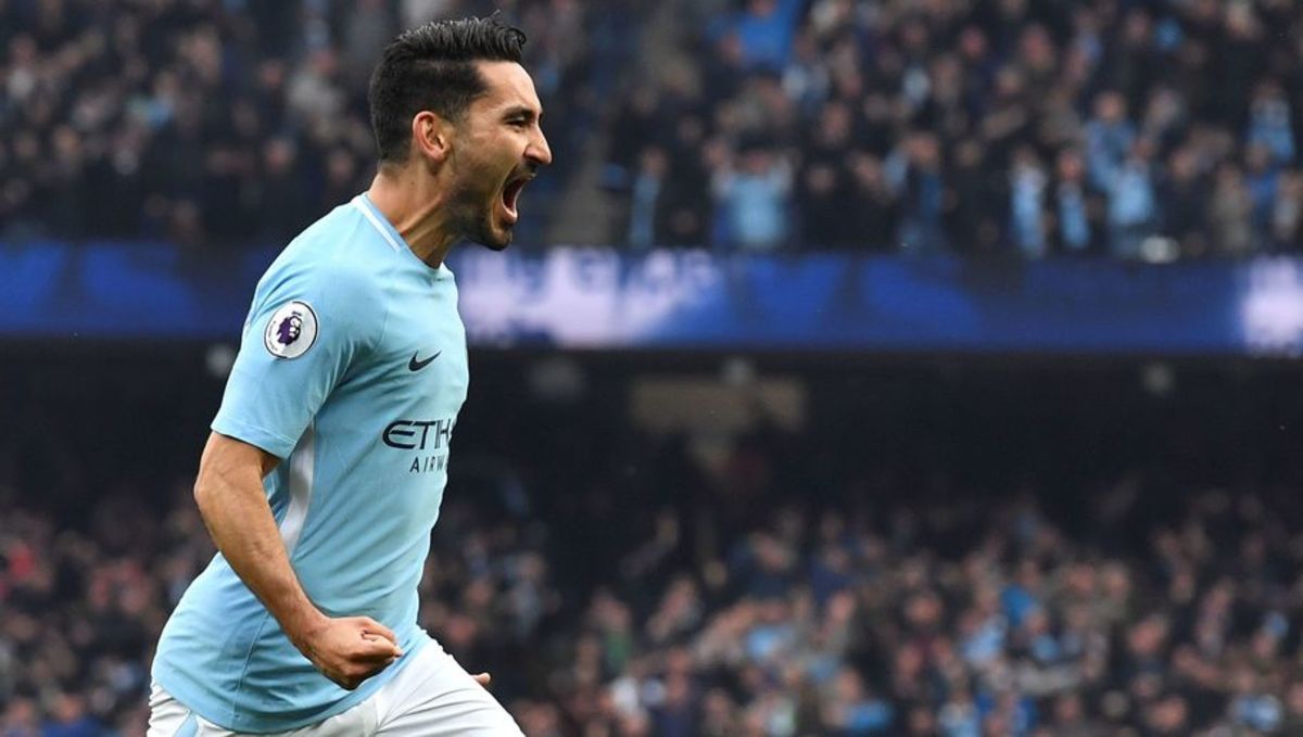 Manchester City Midfield Ace Wants to Extend Etihad Stay Past Contract ...