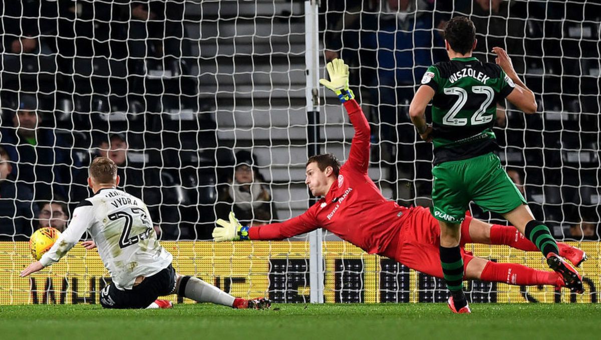 Fan Charged After Allegedly Urinating inQPR Goalkeeper's Water Bottle ...