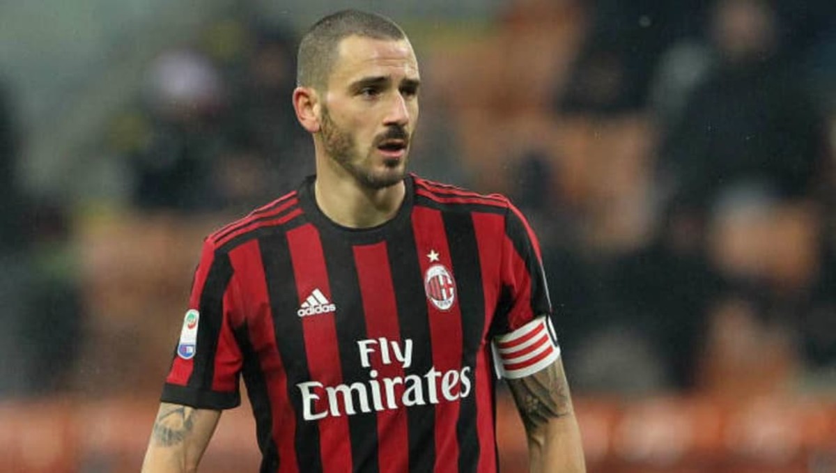 Leonardo Bonucci Insists He Is Committed to AC Milan Objectives Despite ...