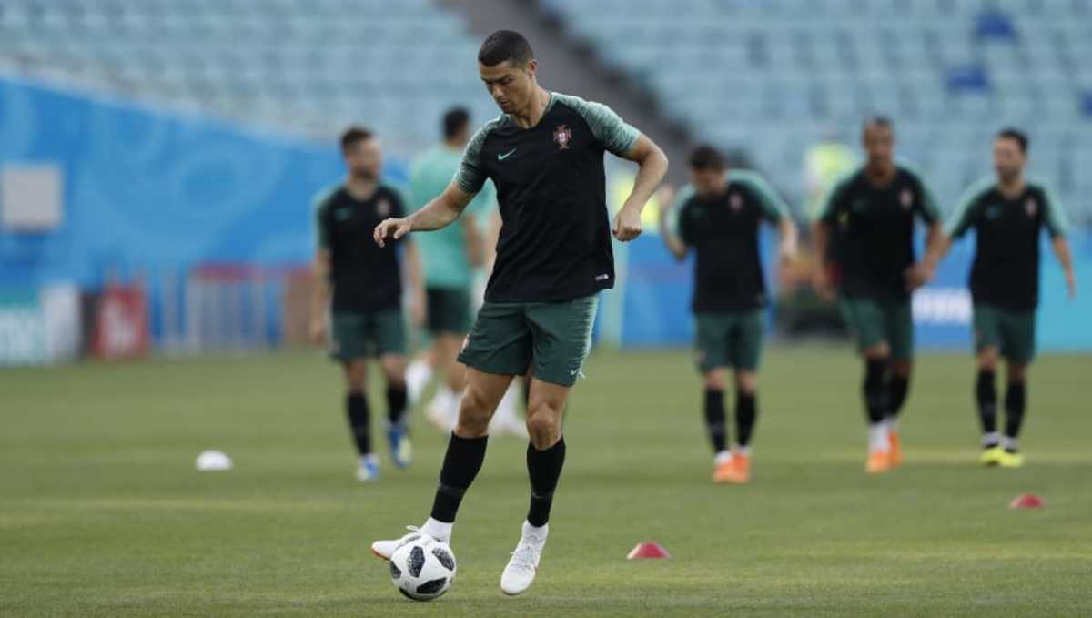 Cristiano Ronaldo hit with suspended jail sentence for tax evasion ...