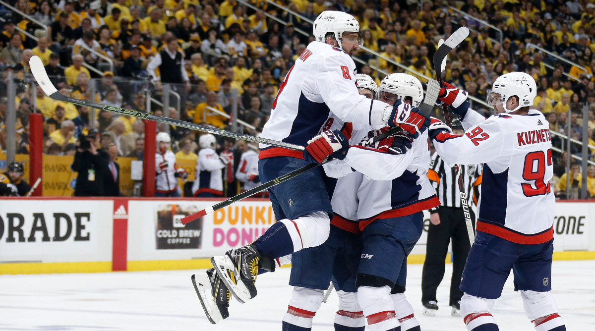 NHL Playoffs: Winnipeg Jets make comeback; Caps, Ovi take Game 3 ...