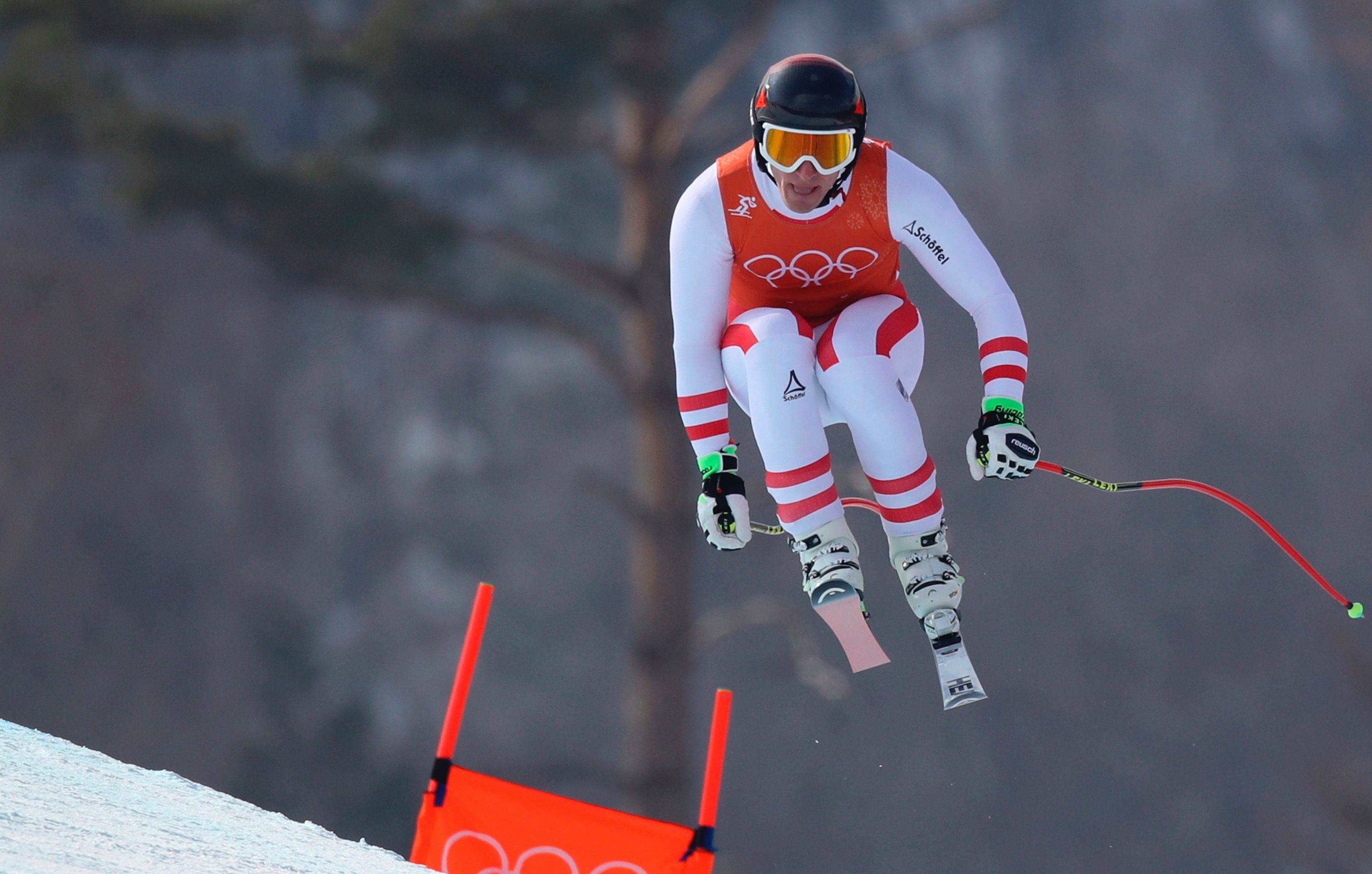 How fast do downhill skiers go? Speed, velocity info - Sports Illustrated