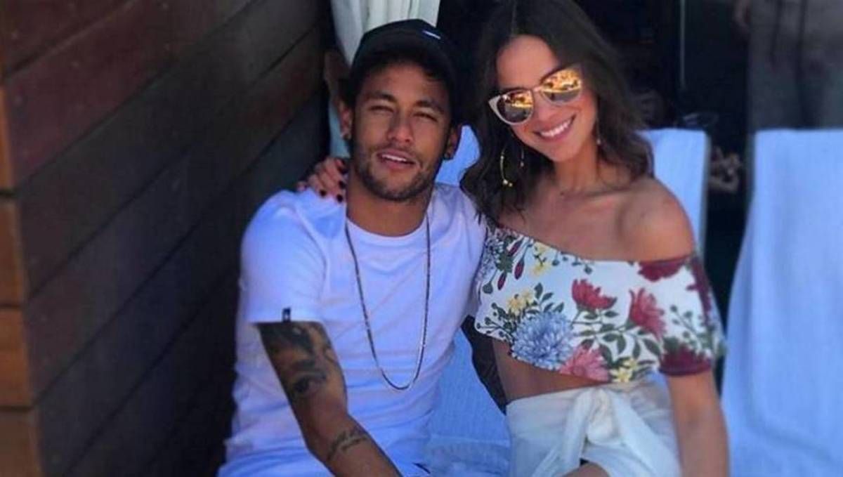 BOMBA | El guiño al Real Madrid de la novia de Neymar - Sports Illustrated