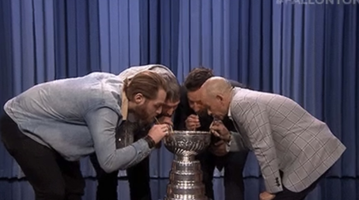 Jimmy Fallon Stanley Cup: Host drinks from trophy with Caps video ...