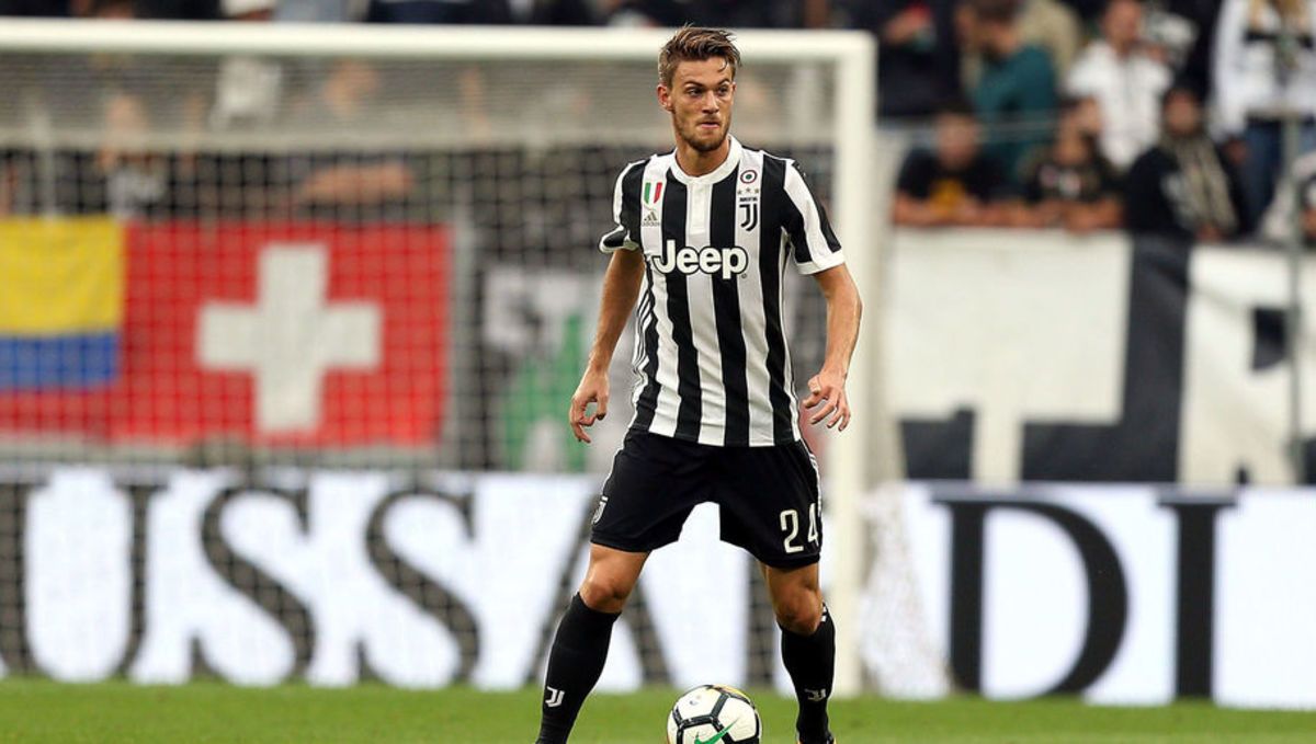 Arsenal Lining Up Summer Move for Juventus Defender as Gunners Hunt ...