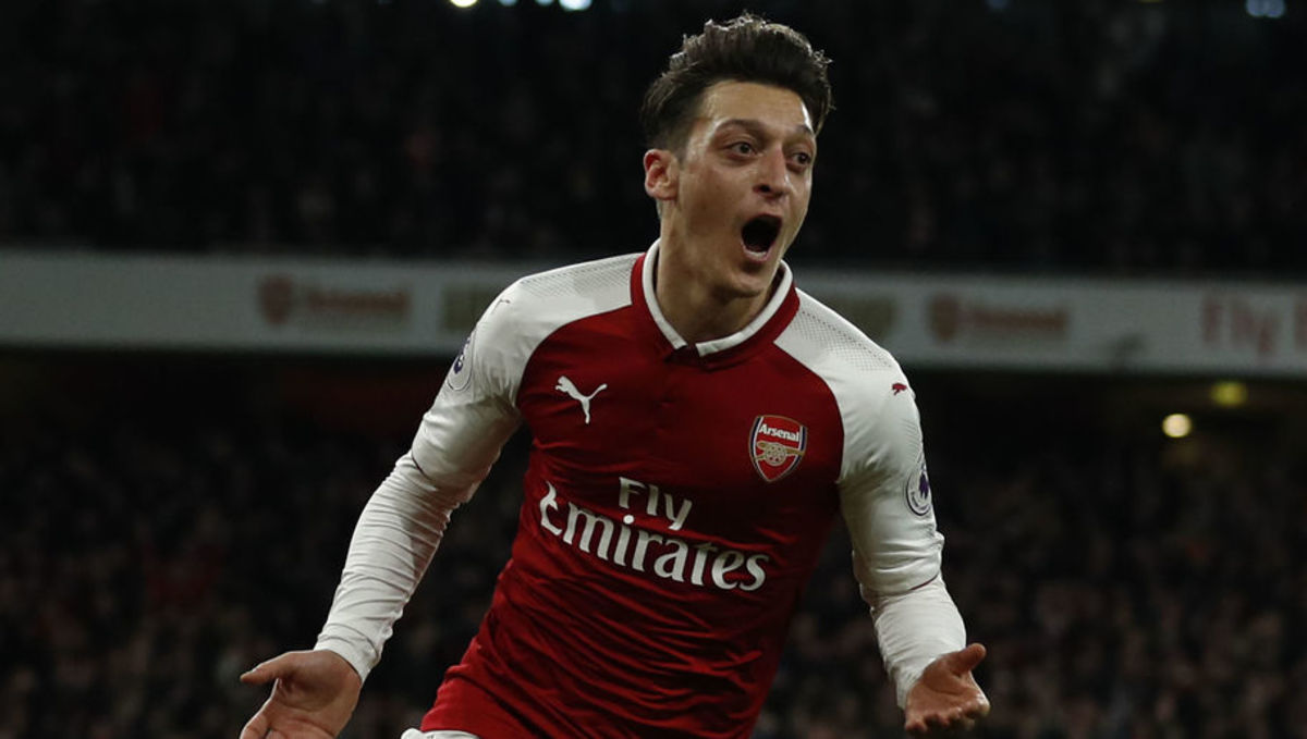 Mesut Ozil: Arsenal MF says it was 'really easy' to sign extension ...