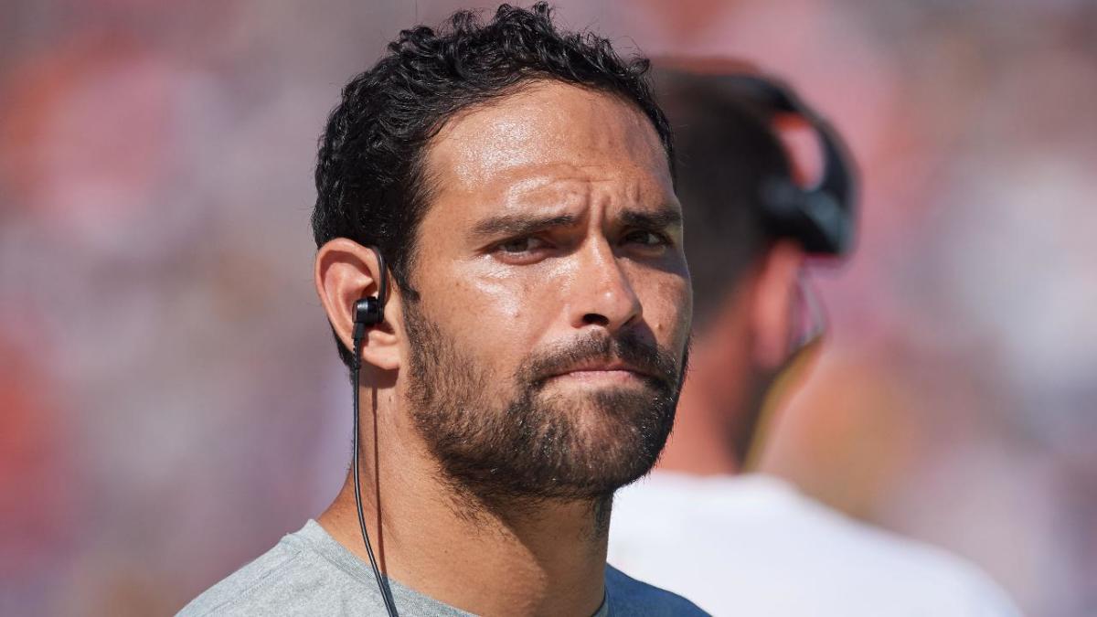 Mark Sanchez Joins Redskins, Reunites with Multiple Ex-Jets - Sports ...