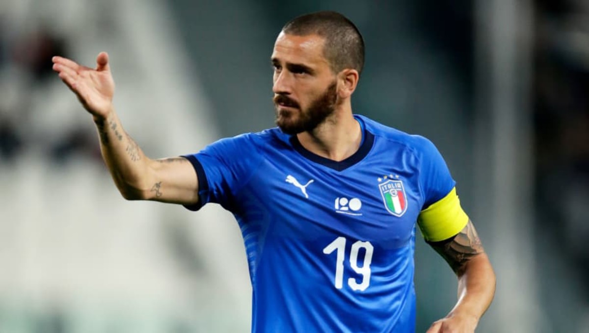 AC Milan Defender Leonardo Bonucci Sets Deadline of Saturday to Decide ...