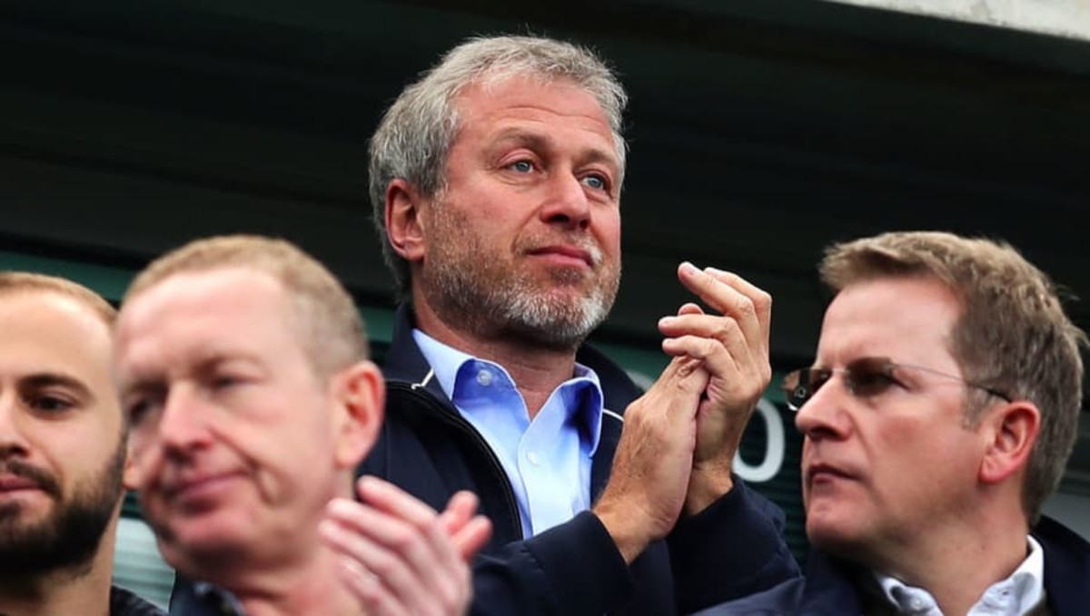 Chelsea Owner & Chief Executive Meet to Plan Attack Over Targets ...