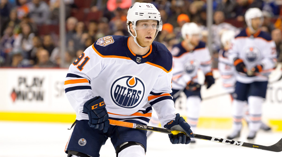 Chicago Blackhawks: Stan Bowman looks forward to Drake Caggiula ...