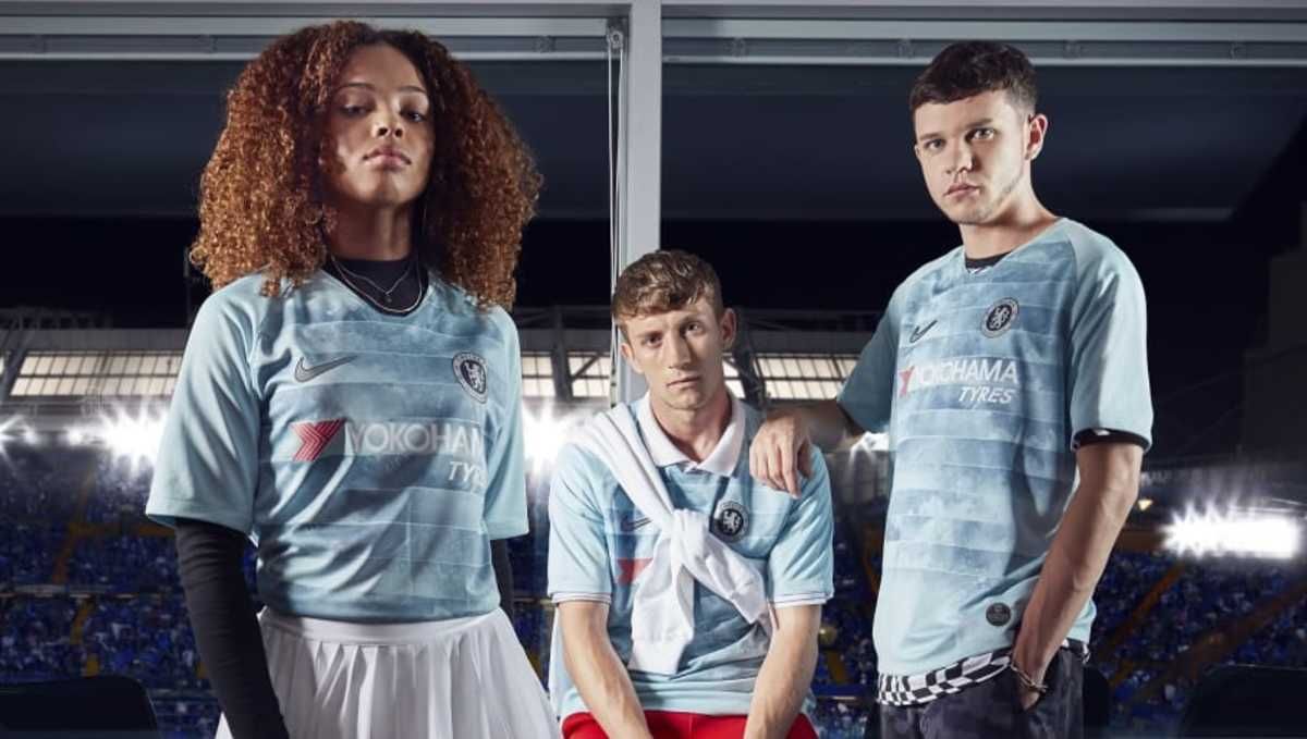 Chelsea Launch New Teal Third 2018/19 Kit Featuring Unique 'NikeConnect ...