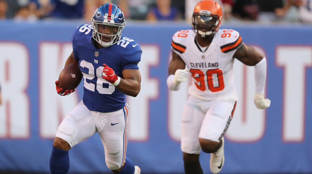 Saquon Barkley injures leg, exits Giants practice early - Sports ...