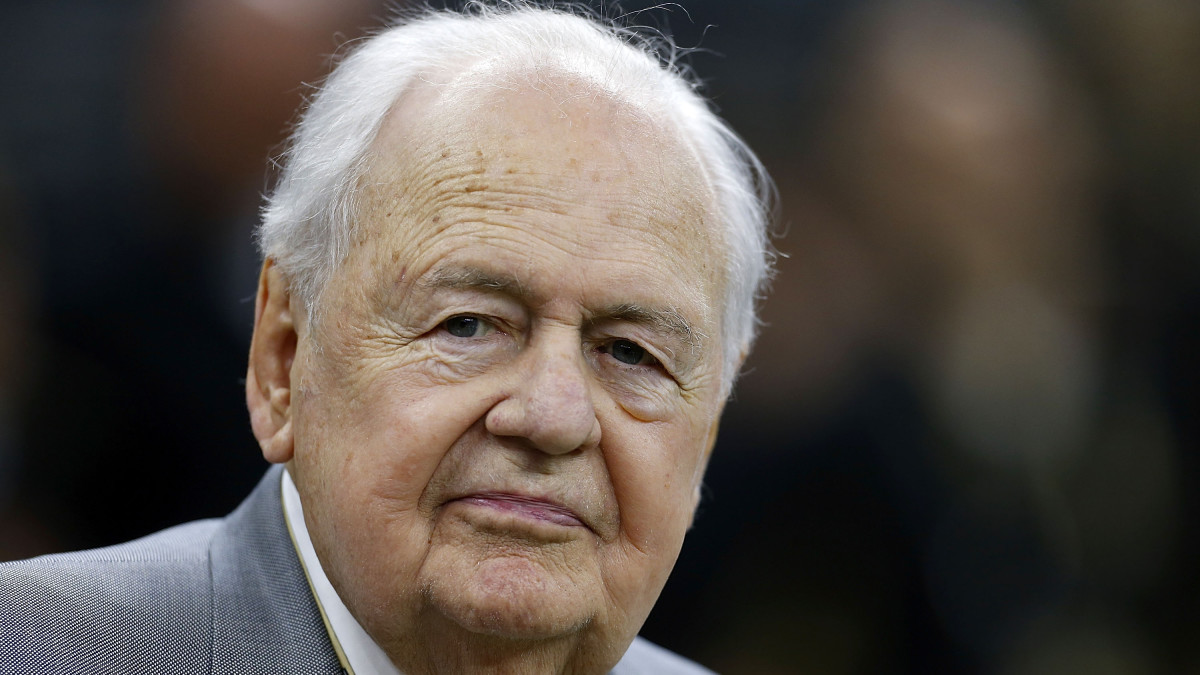 Tom Benson death: Saints, Pelicans owner dies at 90 - Sports Illustrated