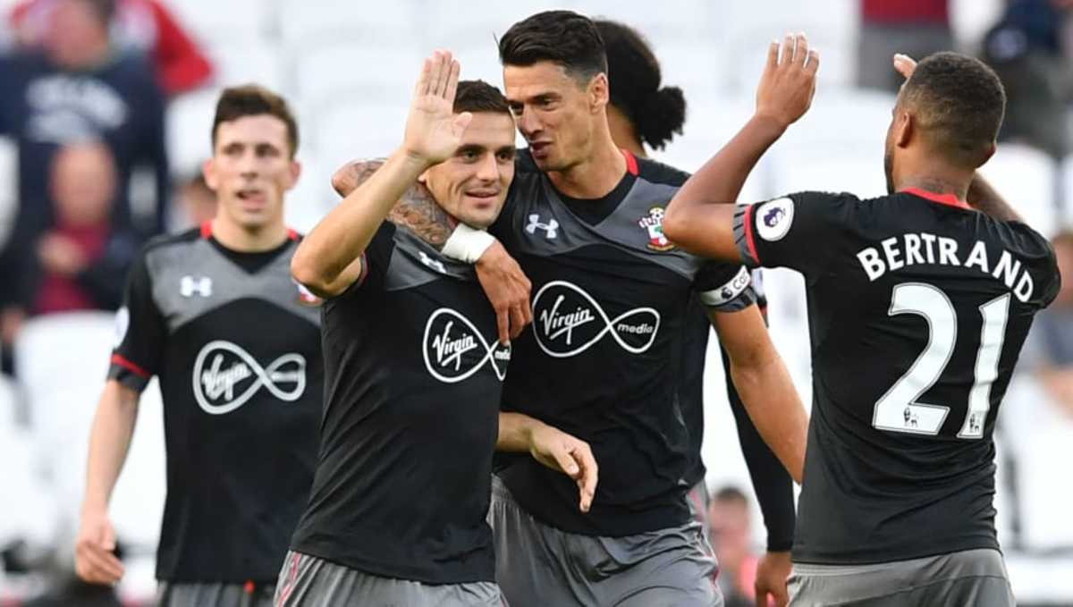 ON THIS DAY: Taibi Howler Costs Man Utd, Saints Destroy Hammers & Ekoku ...