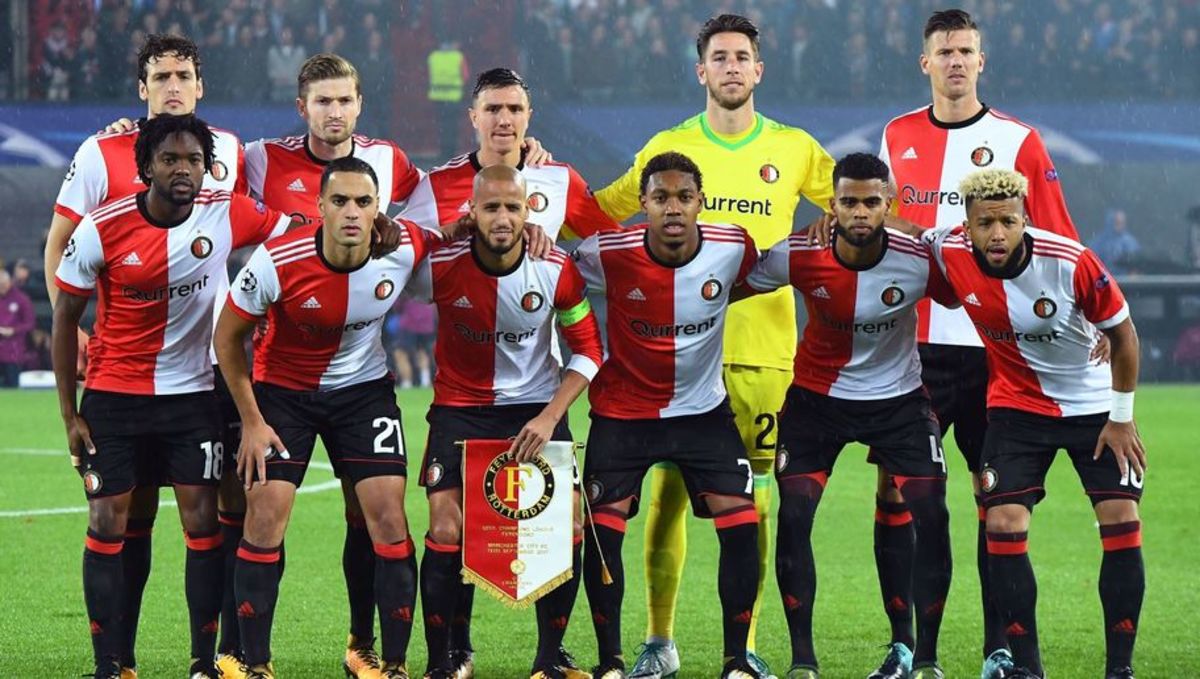VIDEO: Feyenoord Pair Have to be Separated by Teammates After Coming to ...