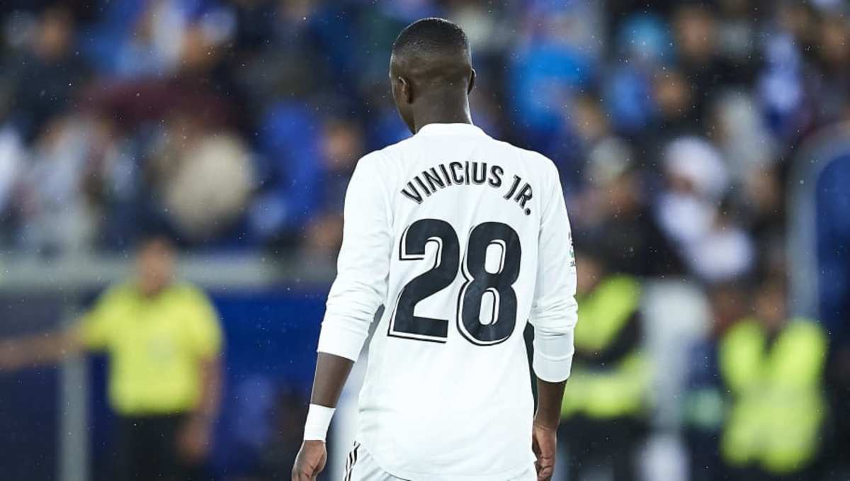 La polémica reacción de Vinícius tras ser expulsado con el filial ...