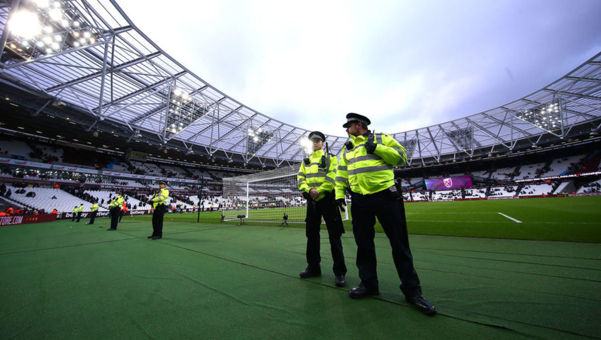 Sullivan Blasts London Stadium Security While Hammers Legend Warns ...