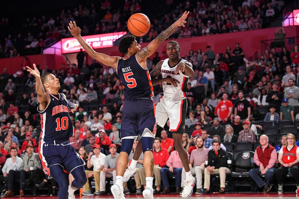 Basketball: Georgia Bulldogs vs Western Carolina Catamounts - Sports ...