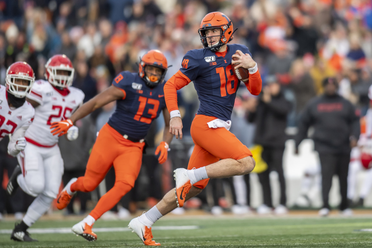 All Signs Point to Illini QB Brandon Peters Being Physically Ready In ...