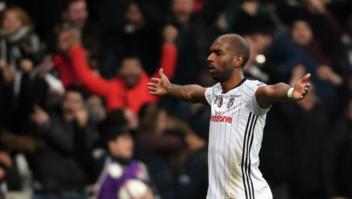 Ryan Babel Hoping to Face Off Against Former Club Liverpool in ...