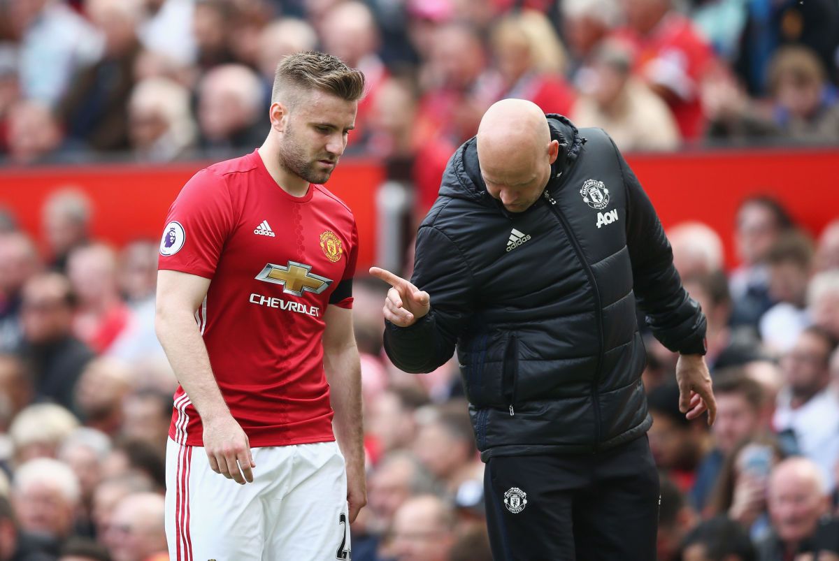 Crocked Man Utd Star Set for Old Trafford Stay With New Contract in the ...
