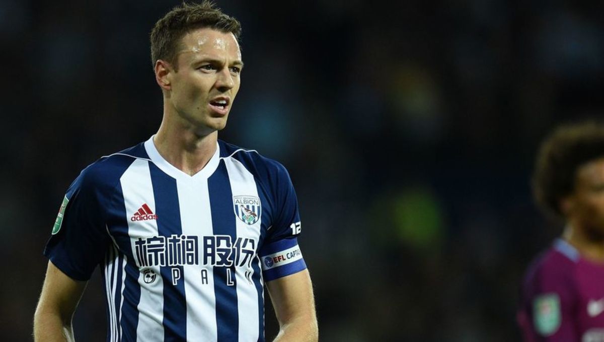 Man Utd Sensationally Join Arsenal in Jonny Evans Hunt as Report Claims ...