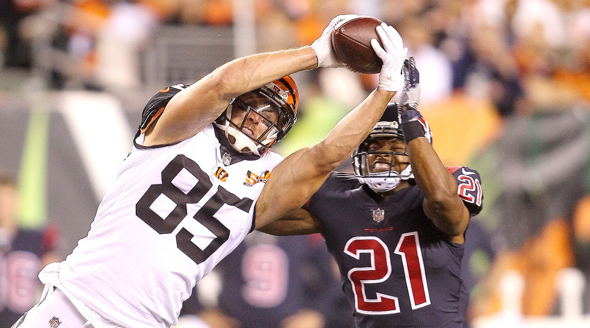 Injury outlook for Greg Olsen, Rob Gronkowski - Sports Illustrated