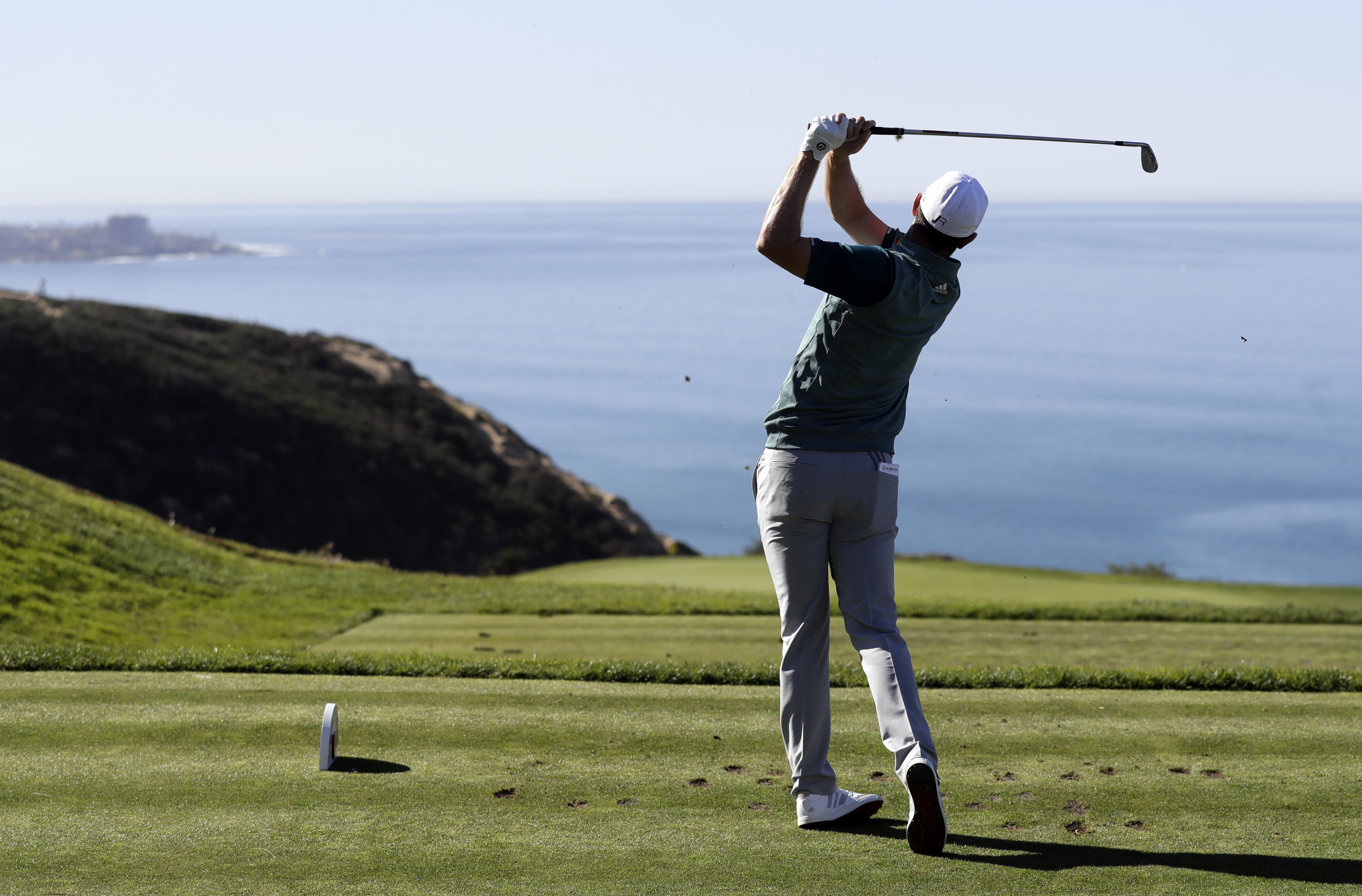 Brandt Snedeker, Patrick Rodgers tied for lead at Torrey - Sports ...